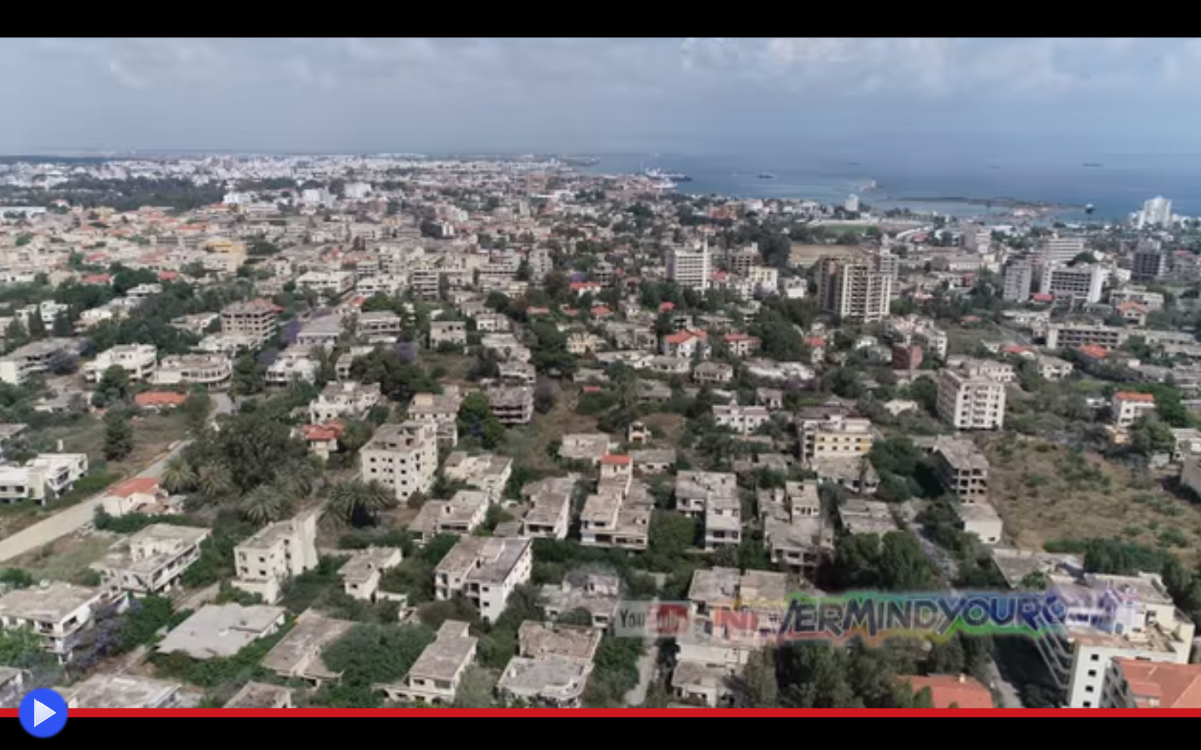 Il pesante silenzio di Varosia, città abitata dagli spettri del suo ...