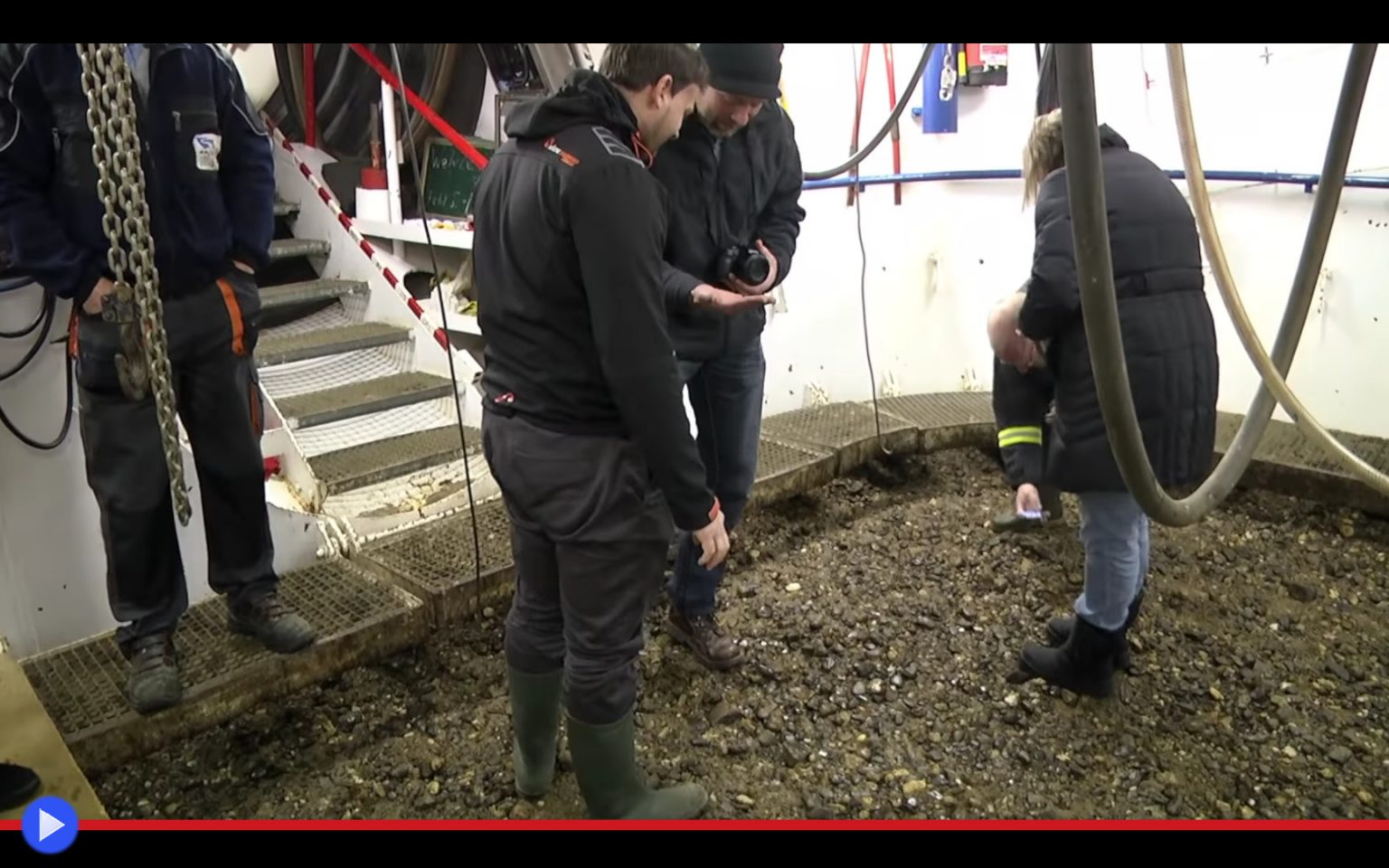 La nave che permette di restare asciutti mentre si cammina sul fondo ...