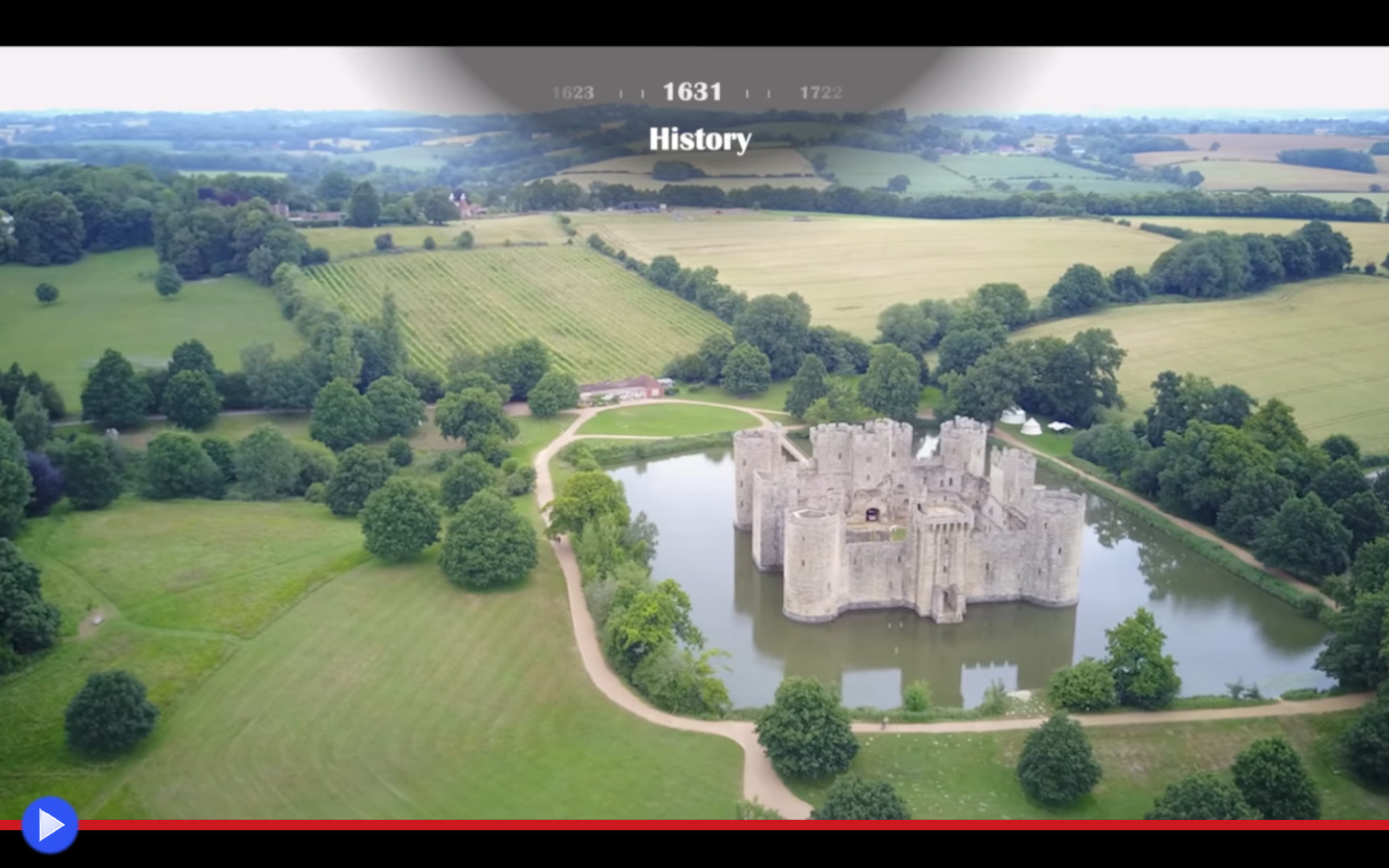 Trecentesco Bodiam, umido castello del cavaliere del Parlamento – Il ...